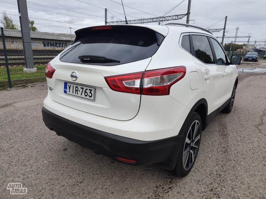 Balts Nissan Qashqai 2014 Šauļi, ar dzinēja tilpumu 1.20 L un nobraukumu 192 tūkst. km par 7500 €, foto 5 vietnē AUTOMOTO.COM.LV