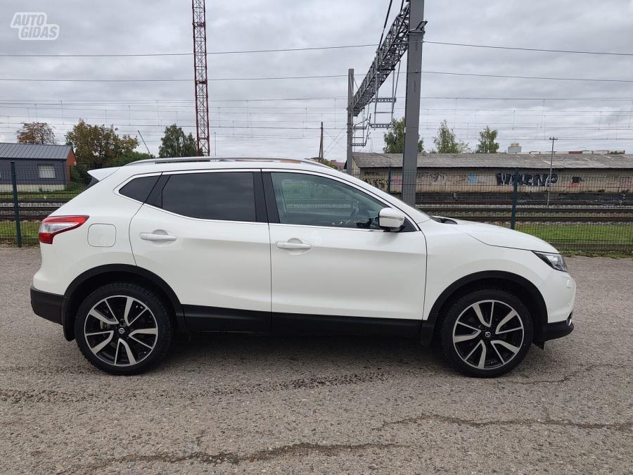 Balts Nissan Qashqai 2014 Šauļi, ar dzinēja tilpumu 1.20 L un nobraukumu 192 tūkst. km par 7500 €, foto 8 vietnē AUTOMOTO.COM.LV