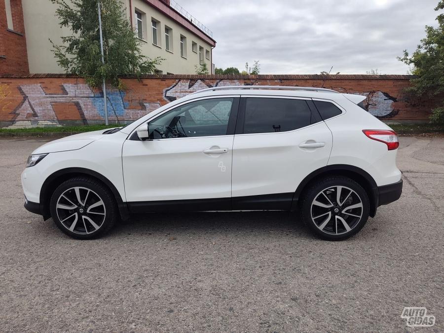Balts Nissan Qashqai 2014 Šauļi, ar dzinēja tilpumu 1.20 L un nobraukumu 192 tūkst. km par 7500 €, foto 9 vietnē AUTOMOTO.COM.LV