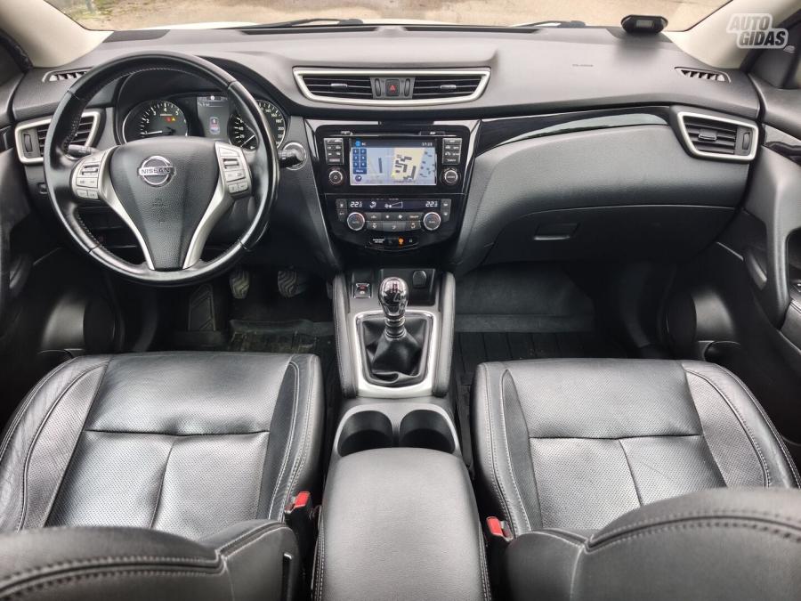 Balts Nissan Qashqai 2014 Šauļi, ar dzinēja tilpumu 1.20 L un nobraukumu 192 tūkst. km par 7500 €, foto 12 vietnē AUTOMOTO.COM.LV