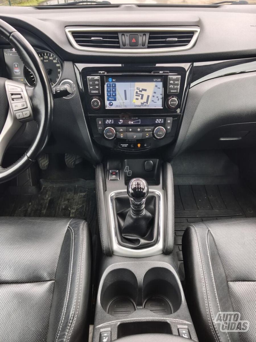Balts Nissan Qashqai 2014 Šauļi, ar dzinēja tilpumu 1.20 L un nobraukumu 192 tūkst. km par 7500 €, foto 13 vietnē AUTOMOTO.COM.LV