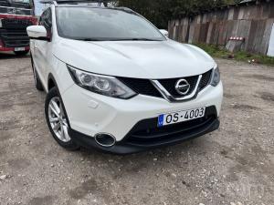 Balts Nissan Qashqai 2014 Rīga, ar dzinēja tilpumu 1.20 L un nobraukumu 139 tūkst. km par 9200 €, foto 5 vietnē AUTOMOTO.COM.LV