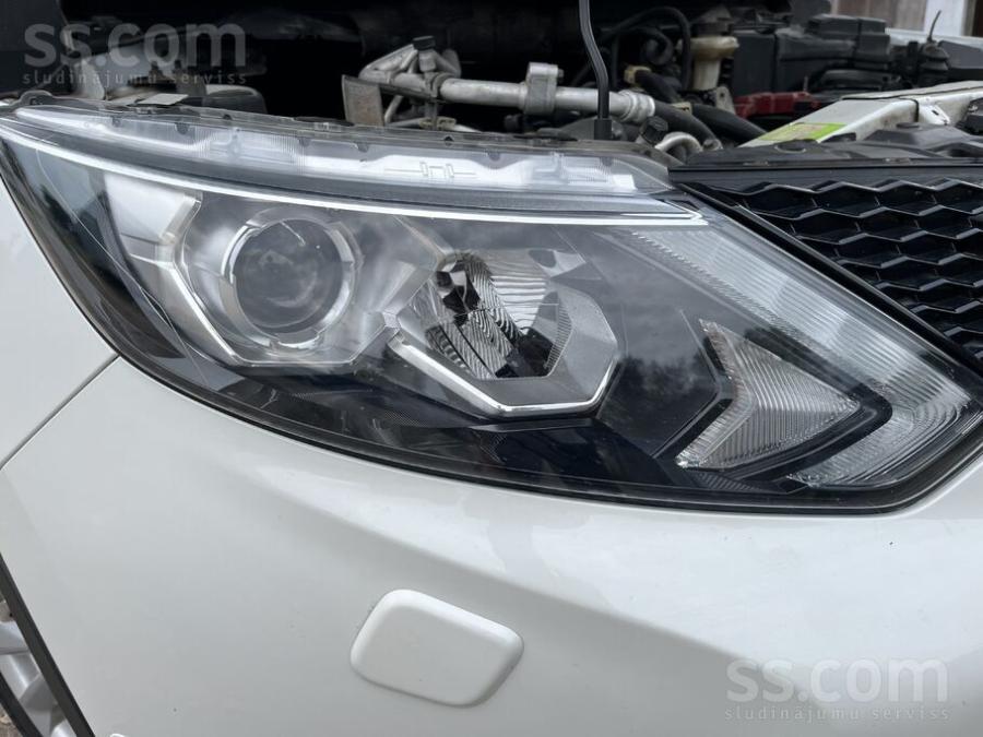 Balts Nissan Qashqai 2014 Rīga, ar dzinēja tilpumu 1.20 L un nobraukumu 139 tūkst. km par 9200 €, foto 10 vietnē AUTOMOTO.COM.LV