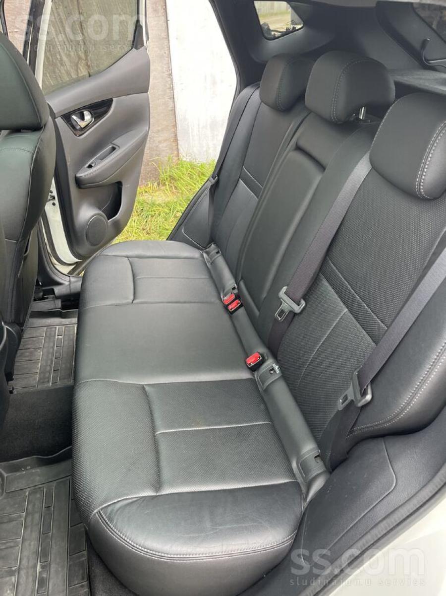 Balts Nissan Qashqai 2014 Rīga, ar dzinēja tilpumu 1.20 L un nobraukumu 139 tūkst. km par 9200 €, foto 15 vietnē AUTOMOTO.COM.LV