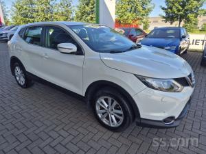 Balts Nissan Qashqai 2015 Liepāja, ar dzinēja tilpumu 1.20 L un nobraukumu 133 tūkst. km par 8550 €, foto 10 vietnē AUTOMOTO.COM.LV