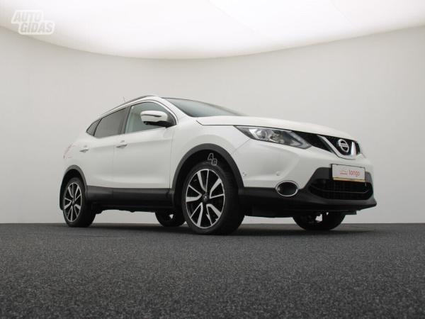 Balts Nissan Qashqai 2015 Viļņa, ar dzinēja tilpumu 1.50 L un nobraukumu 190 tūkst. km par 9999 €, foto 11 vietnē AUTOMOTO.COM.LV