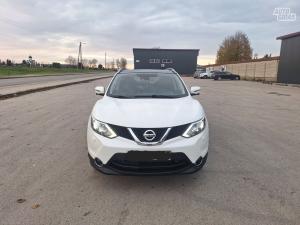 Balts Nissan Qashqai 2015 Tauragė, ar dzinēja tilpumu 1.20 L un nobraukumu 125 tūkst. km par 7500 €, foto 2 vietnē AUTOMOTO.COM.LV