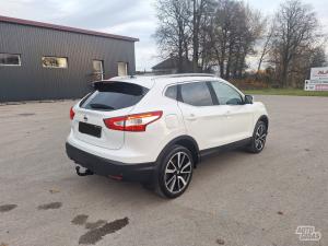 Balts Nissan Qashqai 2015 Tauragė, ar dzinēja tilpumu 1.20 L un nobraukumu 125 tūkst. km par 7500 €, foto 4 vietnē AUTOMOTO.COM.LV