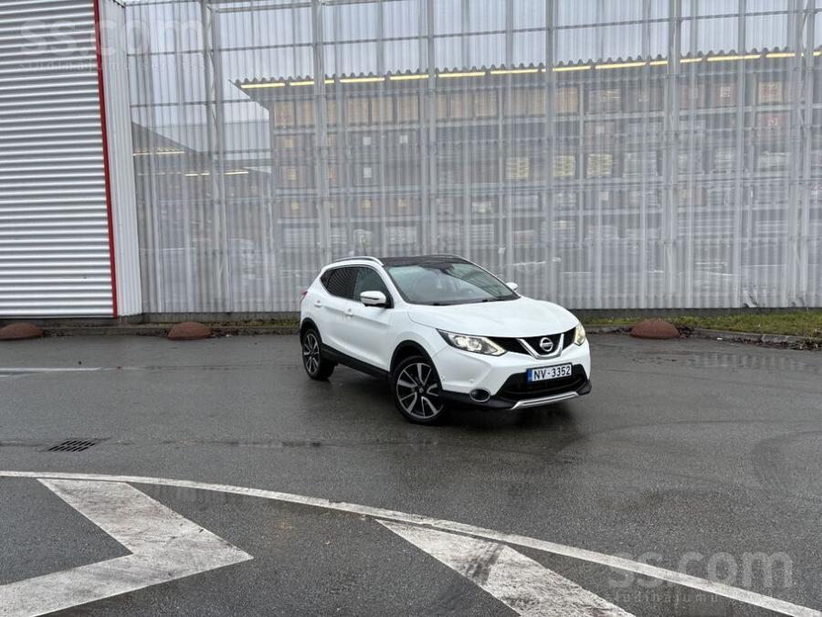 Balts Nissan Qashqai 2015 Rīga, ar dzinēja tilpumu 1.20 L un nobraukumu 110 tūkst. km par 9900 €, foto 4 vietnē AUTOMOTO.COM.LV