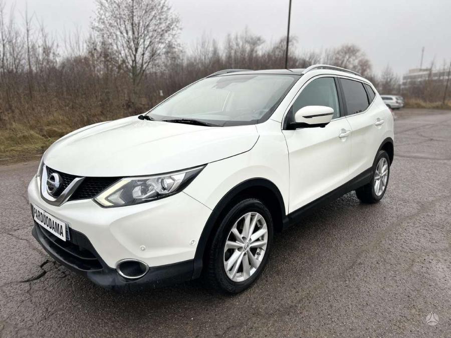 Balts Nissan Qashqai 2015 Panevēža, ar dzinēja tilpumu 1.60 L un nobraukumu 230 tūkst. km par 7800 €, foto 4 vietnē AUTOMOTO.COM.LV
