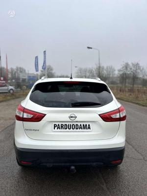 Balts Nissan Qashqai 2015 Panevēža, ar dzinēja tilpumu 1.60 L un nobraukumu 230 tūkst. km par 7800 €, foto 10 vietnē AUTOMOTO.COM.LV