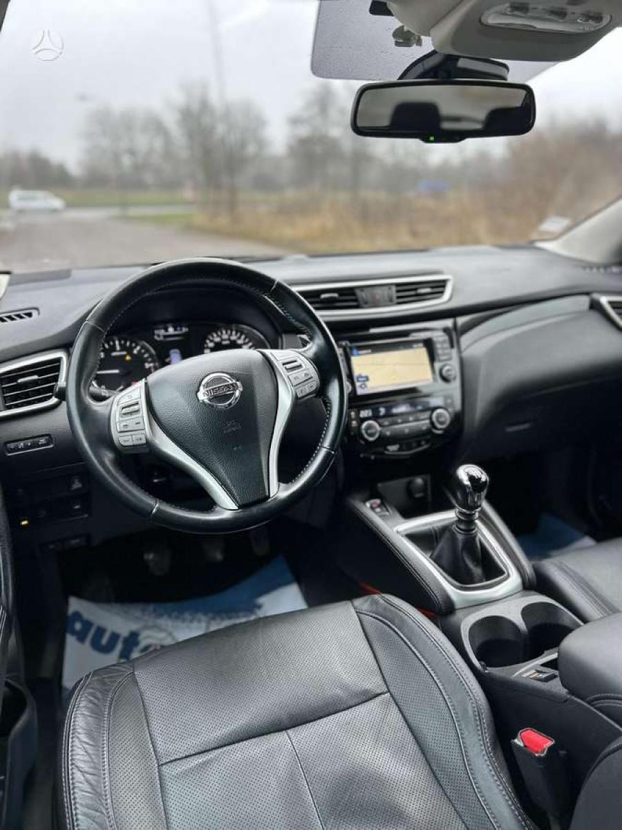 Balts Nissan Qashqai 2015 Panevēža, ar dzinēja tilpumu 1.60 L un nobraukumu 230 tūkst. km par 7800 €, foto 16 vietnē AUTOMOTO.COM.LV