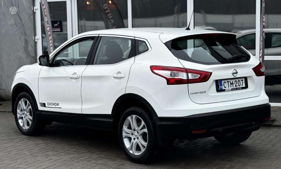 Balts Nissan Qashqai 2015 Radviliškis, ar dzinēja tilpumu 1.20 L un nobraukumu 119 tūkst. km par 8650 €, foto 9 vietnē AUTOMOTO.COM.LV