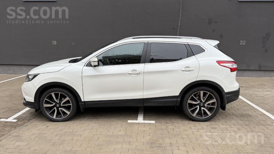 Balts Nissan Qashqai 2015 Rīga, ar dzinēja tilpumu 1.20 L un nobraukumu 125 tūkst. km par 10200 €, foto 6 vietnē AUTOMOTO.COM.LV