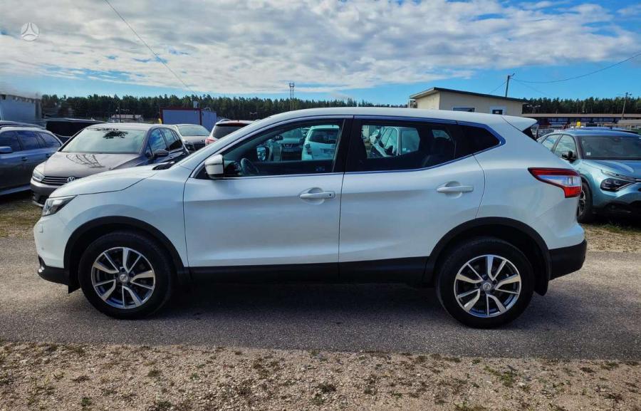 Balts Nissan Qashqai 2015 Viļņa, ar dzinēja tilpumu 1.20 L un nobraukumu 140 tūkst. km par 4500 €, foto 7 vietnē AUTOMOTO.COM.LV