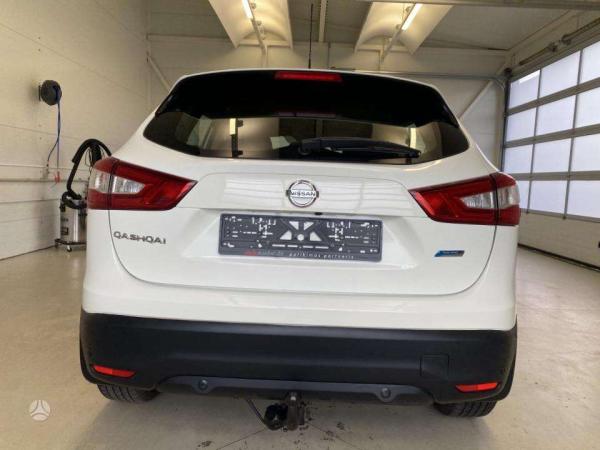 Balts Nissan Qashqai 2015 Radviliškis, ar dzinēja tilpumu 1.46 L un nobraukumu 237 tūkst. km par 8550 €, foto 6 vietnē AUTOMOTO.COM.LV