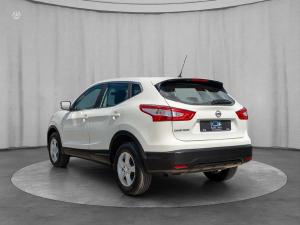 White Nissan Qashqai 2015 in Marijampole, with an engine capacity of 1.20 L and mileage of 183 thousand km for 6650 €, photo 7 on AUTOMOTO.COM.LV