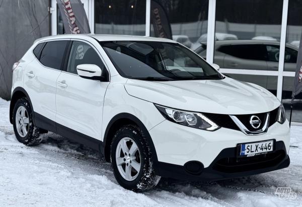 White Nissan Qashqai 2015 in Radviliskis, with an engine capacity of 1.20 L and mileage of 145 thousand km for 6950 €, photo 4 on AUTOMOTO.COM.LV