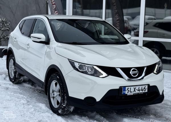 White Nissan Qashqai 2015 in Radviliskis, with an engine capacity of 1.20 L and mileage of 145 thousand km for 6950 €, photo 6 on AUTOMOTO.COM.LV