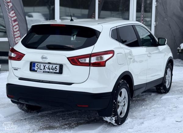 White Nissan Qashqai 2015 in Radviliskis, with an engine capacity of 1.20 L and mileage of 145 thousand km for 6950 €, photo 10 on AUTOMOTO.COM.LV