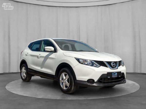 White Nissan Qashqai 2015 in Marijampole, with an engine capacity of 1.20 L and mileage of 183 thousand km for 6650 €, photo 1 on AUTOMOTO.COM.LV