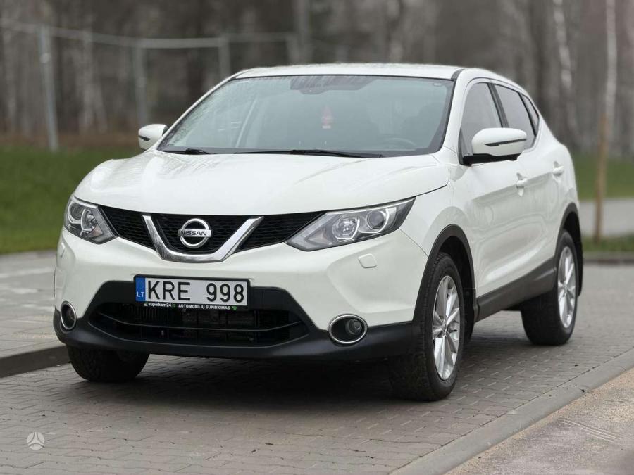 Balts Nissan Qashqai 2015 Viļņa, ar dzinēja tilpumu 1.20 L un nobraukumu 207 tūkst. km par 8350 €, foto 1 vietnē AUTOMOTO.COM.LV