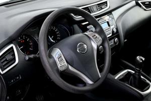 Balts Nissan Qashqai 2015 Kretinga, ar dzinēja tilpumu 1.20 L un nobraukumu 138 tūkst. km par 7499 €, foto 14 vietnē AUTOMOTO.COM.LV