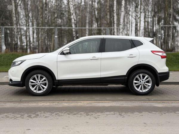 Balts Nissan Qashqai 2015 Viļņa, ar dzinēja tilpumu 1.20 L un nobraukumu 207 tūkst. km par 8250 €, foto 4 vietnē AUTOMOTO.COM.LV