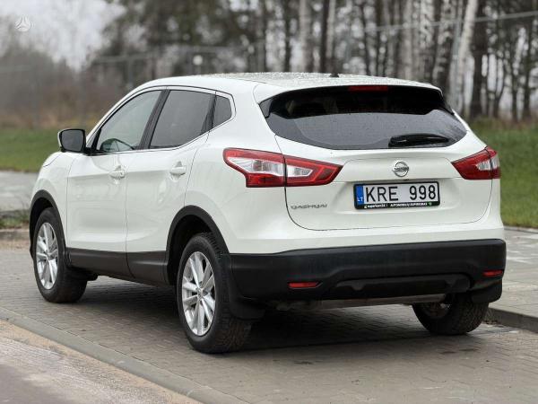 Balts Nissan Qashqai 2015 Viļņa, ar dzinēja tilpumu 1.20 L un nobraukumu 207 tūkst. km par 8250 €, foto 6 vietnē AUTOMOTO.COM.LV