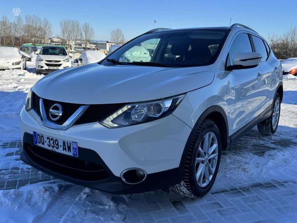 Balts Nissan Qashqai 2015 Tauragė, ar dzinēja tilpumu 1.46 L un nobraukumu 225 tūkst. km par 6999 €, foto 1 vietnē AUTOMOTO.COM.LV