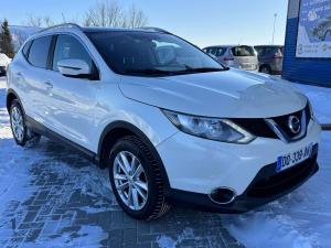 White Nissan Qashqai 2015 in Taurage, with an engine capacity of 1.46 L and mileage of 225 thousand km for 6999 €, photo 3 on AUTOMOTO.COM.LV