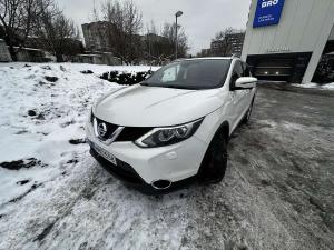 White Nissan Qashqai 2015 in Vilnius, with an engine capacity of 1.20 L and mileage of 172 thousand km for 8800 €, photo  on AUTOMOTO.COM.LV