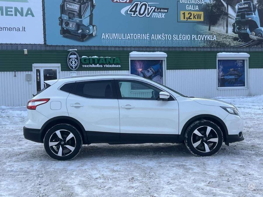 Balts Nissan Qashqai 2015 Tauragė, ar dzinēja tilpumu 1.20 L un nobraukumu 180 tūkst. km par 8200 €, foto 6 vietnē AUTOMOTO.COM.LV