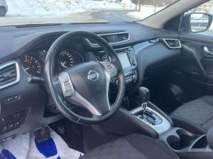 White Nissan Qashqai 2015 in Taurage, with an engine capacity of 1.20 L and mileage of 180 thousand km for 8200 €, photo 12 on AUTOMOTO.COM.LV