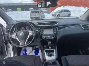White Nissan Qashqai 2015 in Taurage, with an engine capacity of 1.20 L and mileage of 180 thousand km for 8200 €, photo 13 on AUTOMOTO.COM.LV