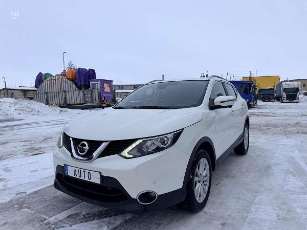 White Nissan Qashqai 2015 in Taurage, with an engine capacity of 1.20 L and mileage of 120 thousand km for 7499 €, photo 7 on AUTOMOTO.COM.LV