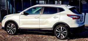 White Nissan Qashqai 2015 in Kretinga, with an engine capacity of 1.20 L and mileage of 208 thousand km for 7499 €, photo 5 on AUTOMOTO.COM.LV