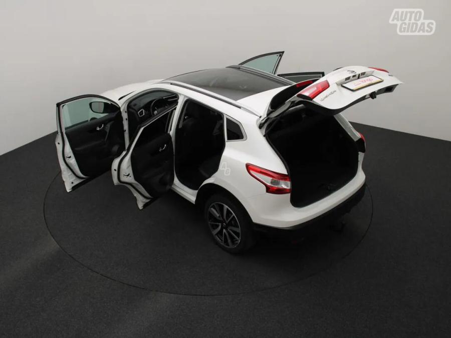 Balts Nissan Qashqai 2015 Viļņa, ar dzinēja tilpumu 1.50 L un nobraukumu 203 tūkst. km par 10699 €, foto 13 vietnē AUTOMOTO.COM.LV