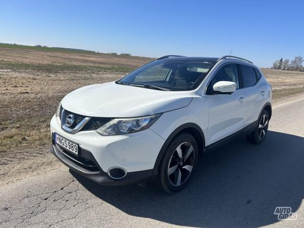 Balts Nissan Qashqai 2015 Panevēža, ar dzinēja tilpumu 1.50 L un nobraukumu 260 tūkst. km par 9100 €, foto 3 vietnē AUTOMOTO.COM.LV