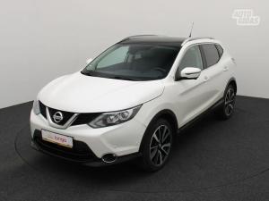 White Nissan Qashqai 2015 in Vilnius, with an engine capacity of 1.20 L and mileage of 134 thousand km for 11199 €, photo  on AUTOMOTO.COM.LV