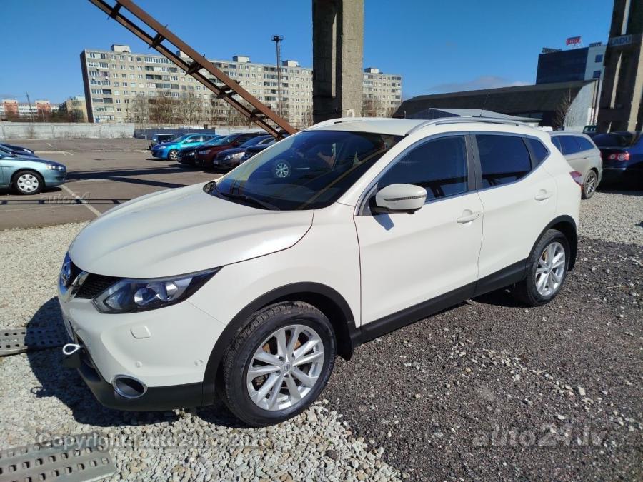 White Nissan Qashqai 2015 in Tallinn, with an engine capacity of 1.20 L and mileage of 149 thousand km for 3499 €, photo 3 on AUTOMOTO.COM.LV