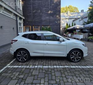 Balts Nissan Qashqai 2015 Jūrmala, ar dzinēja tilpumu 1.60 L un nobraukumu 185 tūkst. km par 11000 €, foto 5 vietnē AUTOMOTO.COM.LV