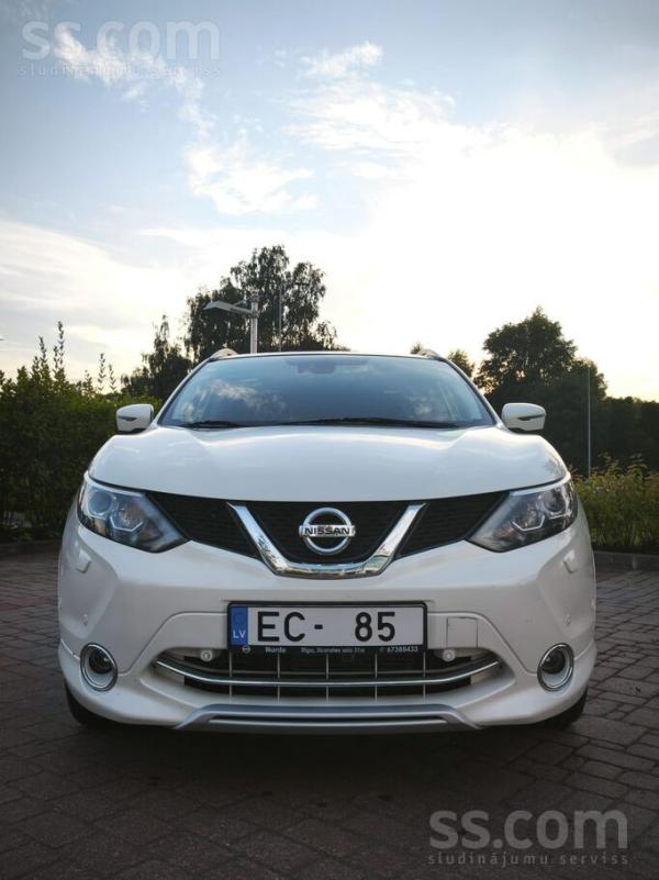 Nissan Qashqai 2015 Rīga vietnē Balts Nissan Qashqai 2015 Rīga, ar dzinēja tilpumu 1.60 L un nobraukumu 189 tūkst. km par 10400 €, foto 11 vietnē AUTOMOTO.COM.LV