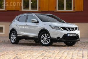 White Nissan Qashqai 2015 in Jelgava, with an engine capacity of 1.20 L and mileage of 165 thousand km for 8590 €, photo 3 on AUTOMOTO.COM.LV