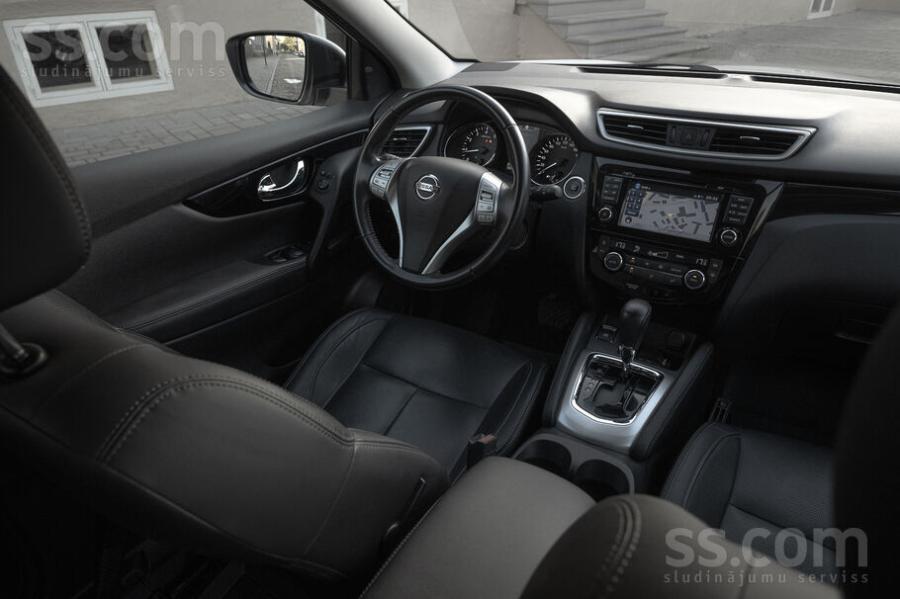 White Nissan Qashqai 2015 in Jelgava, with an engine capacity of 1.20 L and mileage of 165 thousand km for 8590 €, photo 13 on AUTOMOTO.COM.LV