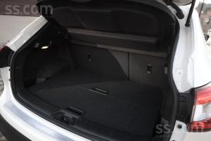 White Nissan Qashqai 2015 in Jelgava, with an engine capacity of 1.20 L and mileage of 165 thousand km for 8590 €, photo 14 on AUTOMOTO.COM.LV