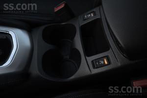 White Nissan Qashqai 2015 in Jelgava, with an engine capacity of 1.20 L and mileage of 165 thousand km for 8590 €, photo 17 on AUTOMOTO.COM.LV