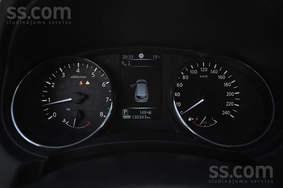 White Nissan Qashqai 2015 in Jelgava, with an engine capacity of 1.20 L and mileage of 165 thousand km for 8590 €, photo 20 on AUTOMOTO.COM.LV