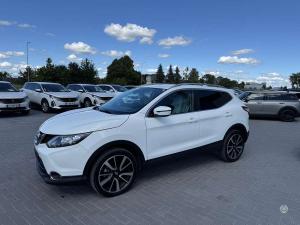 Balts Nissan Qashqai 2015 Telšiai, ar dzinēja tilpumu 1.46 L un nobraukumu 231 tūkst. km par 7700 €, foto 4 vietnē AUTOMOTO.COM.LV