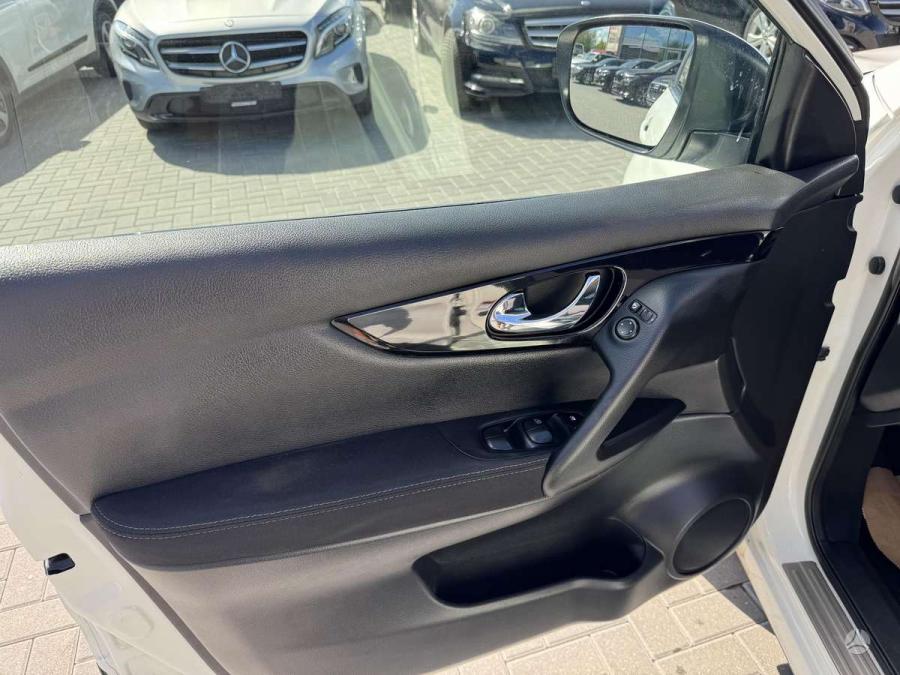 Balts Nissan Qashqai 2015 Telšiai, ar dzinēja tilpumu 1.46 L un nobraukumu 231 tūkst. km par 7700 €, foto 16 vietnē AUTOMOTO.COM.LV